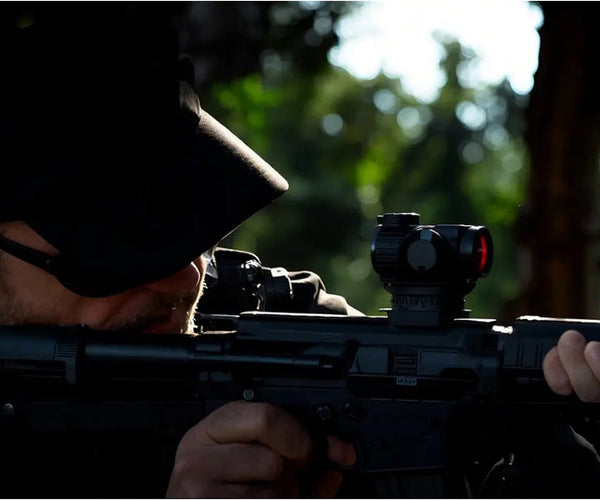 Best Motion Awake 2 MOA Red Dot for AR-15 Home Security – CVLIFE